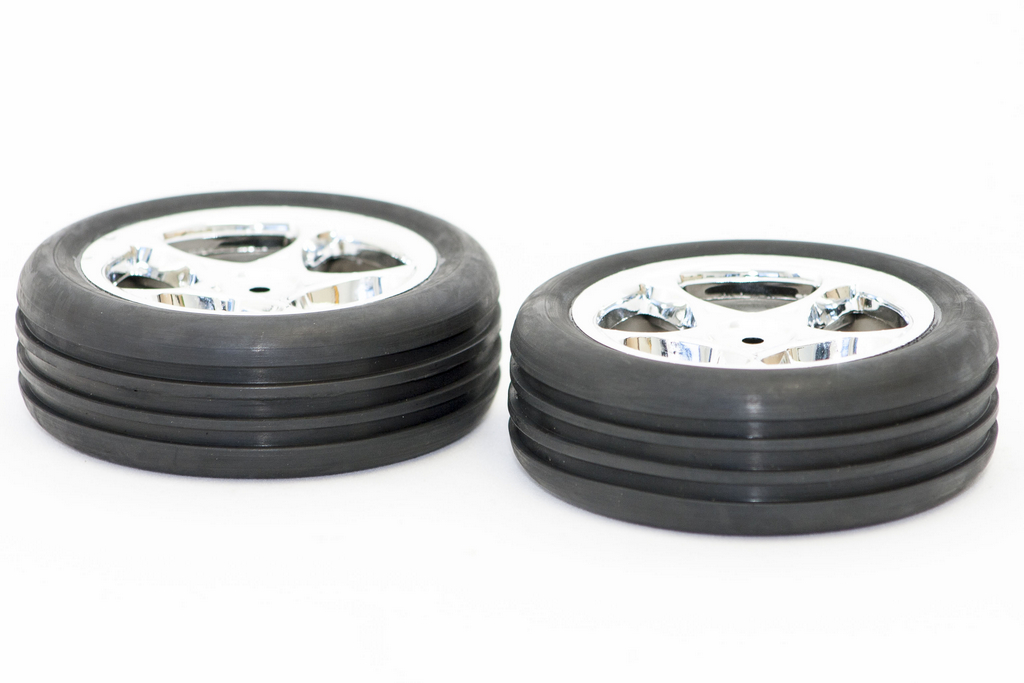 QS Front Wheels & Tires (Set of 2) – Primal RC – Canada